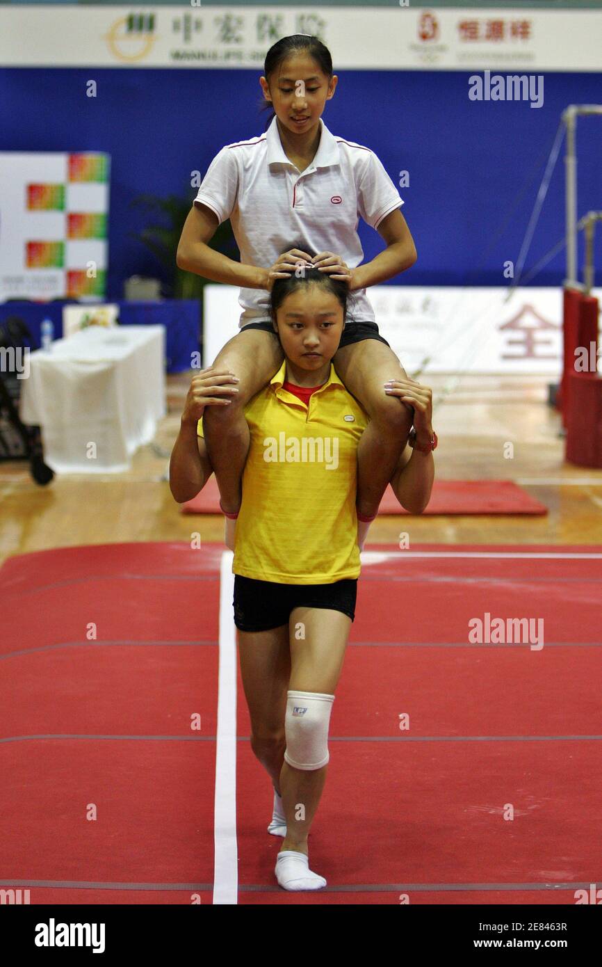 World cup gymnastics hi-res stock photography and images - Alamy