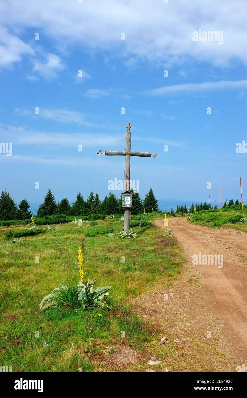 wooden cross in Kopaonik, Serbia Stock Photo - Alamy