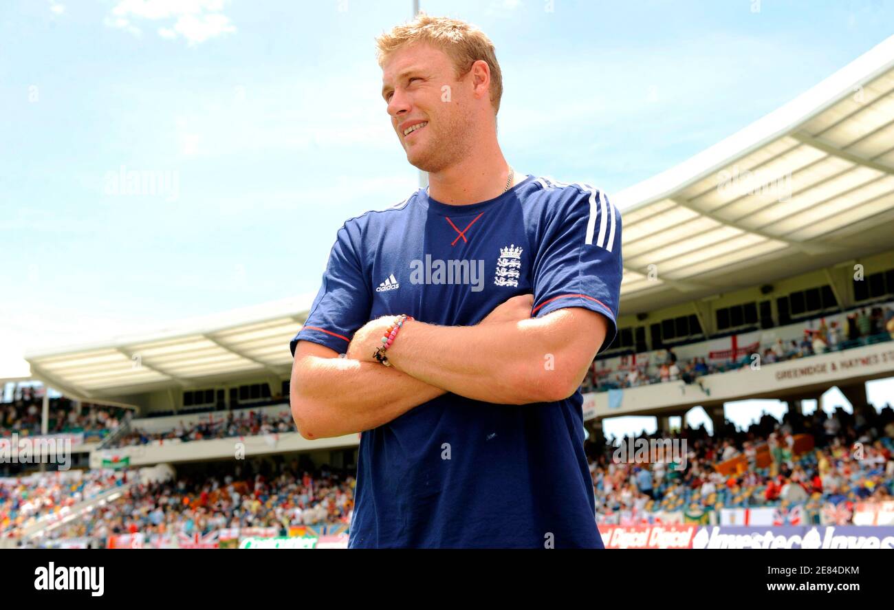 Cricket injury andrew flintoff hi-res stock photography and images - Alamy