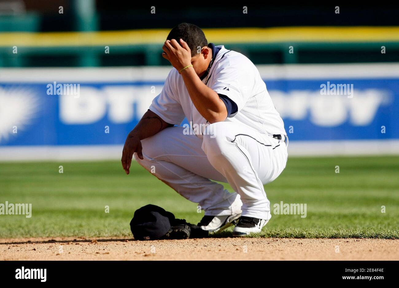 Baseball bench clearing hi-res stock photography and images - Alamy