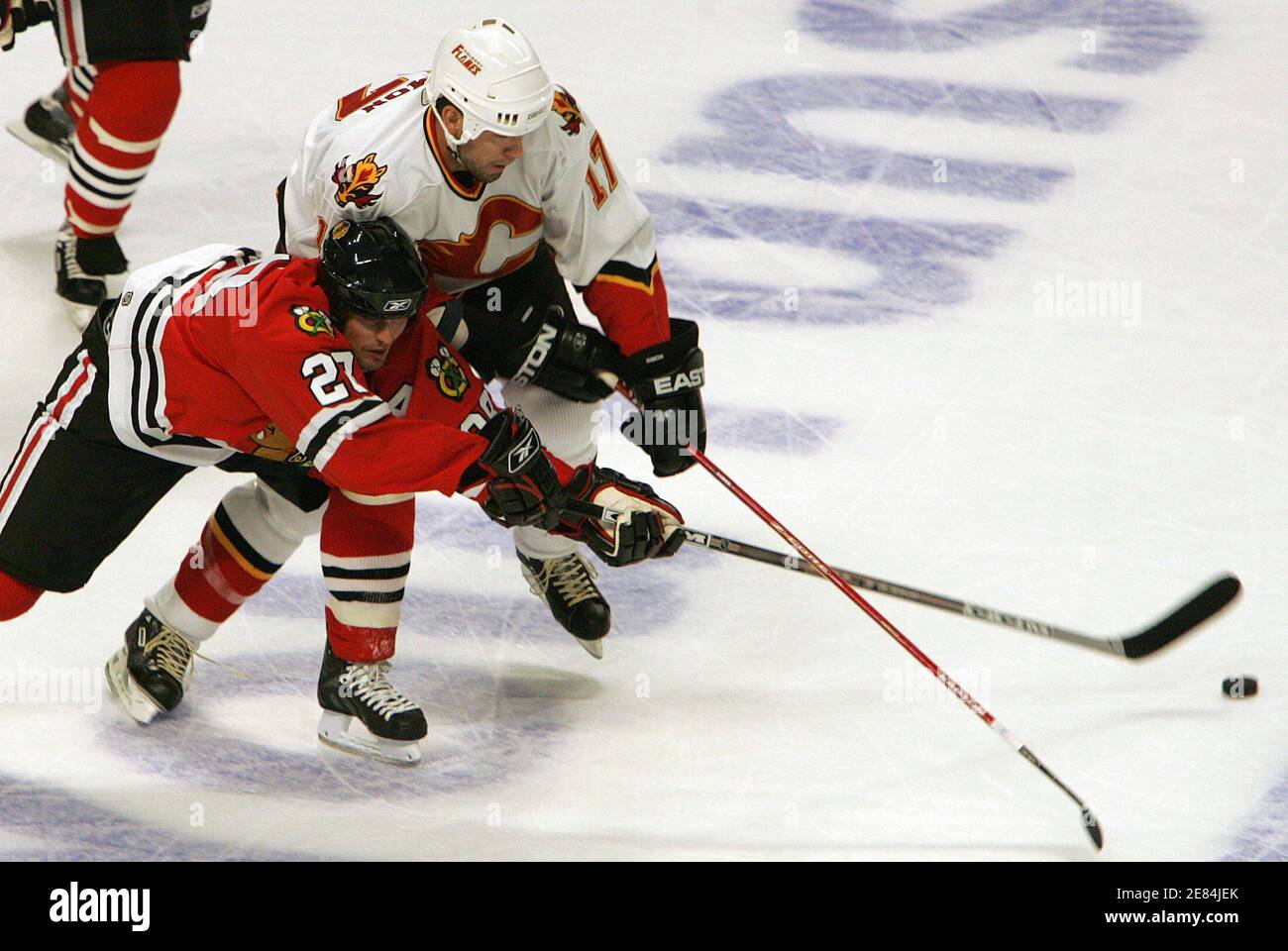 Chris simon flames hi-res stock photography and images - Alamy