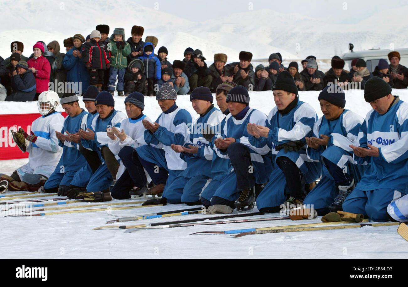 Asia league ice hockey hi-res stock photography and images - Alamy
