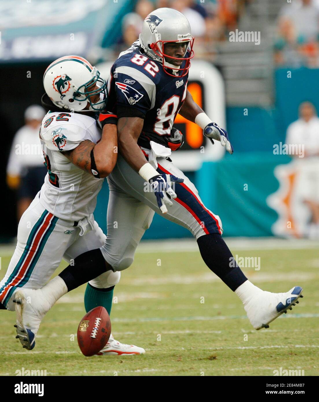 Channing crowder dolphins hi-res stock photography and images - Alamy