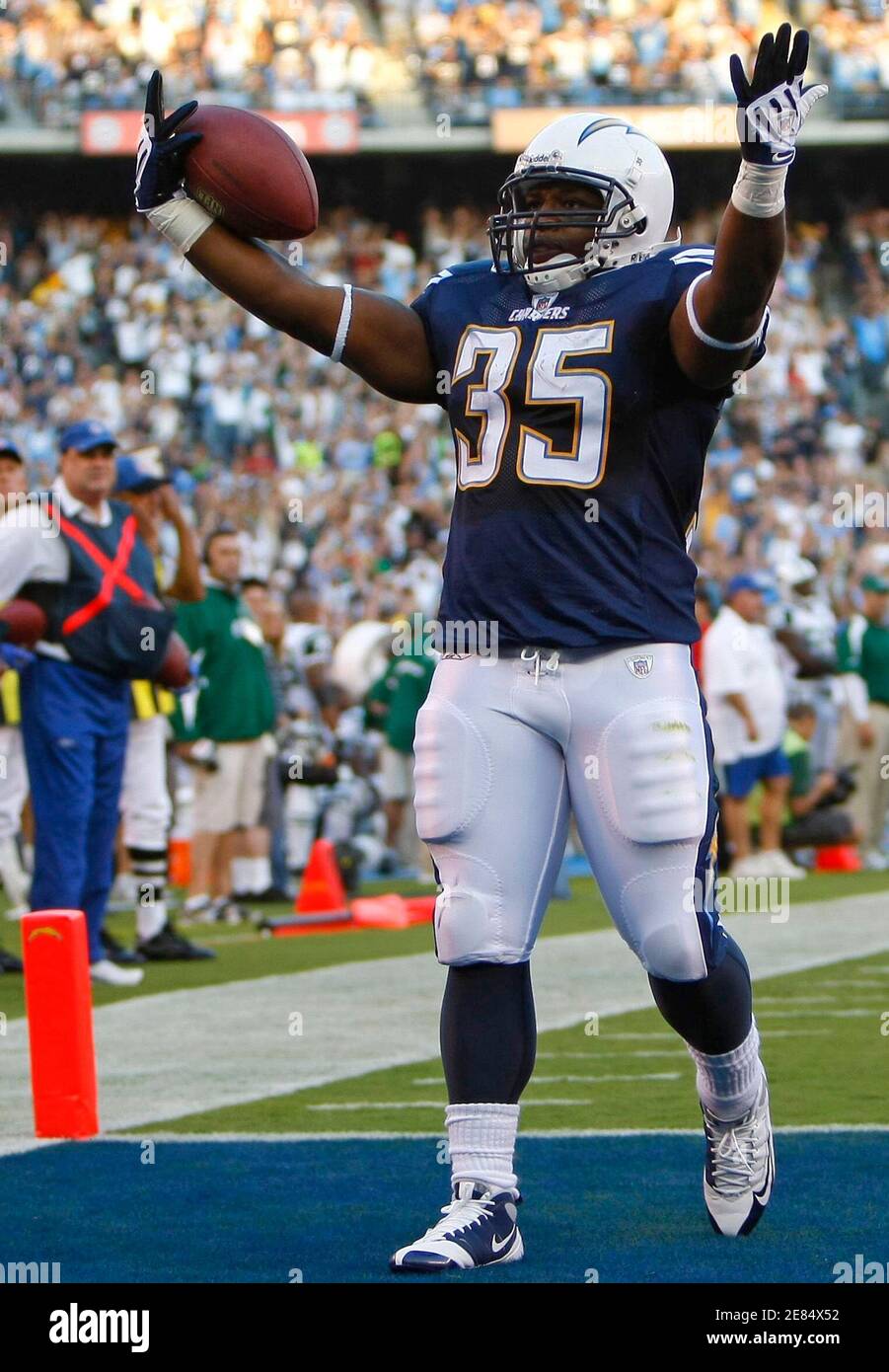 Mike tolbert hi-res stock photography and images - Alamy