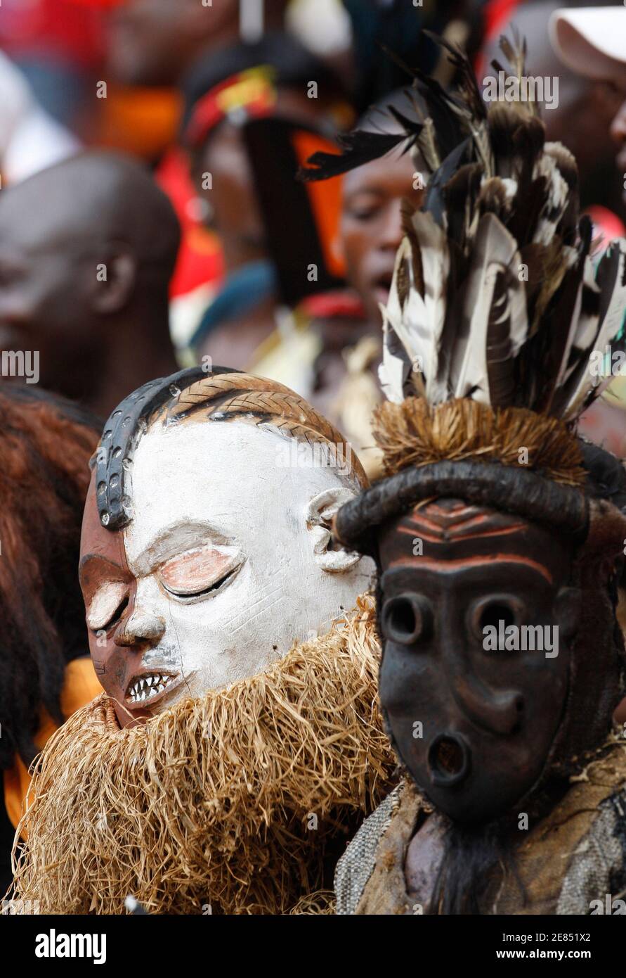 African nations cup quarter final hi-res stock photography and images ...