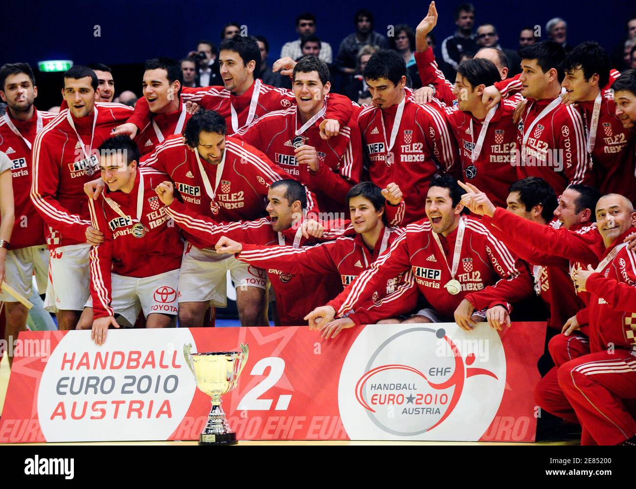 Handball_ team hi-res stock photography and images - Alamy