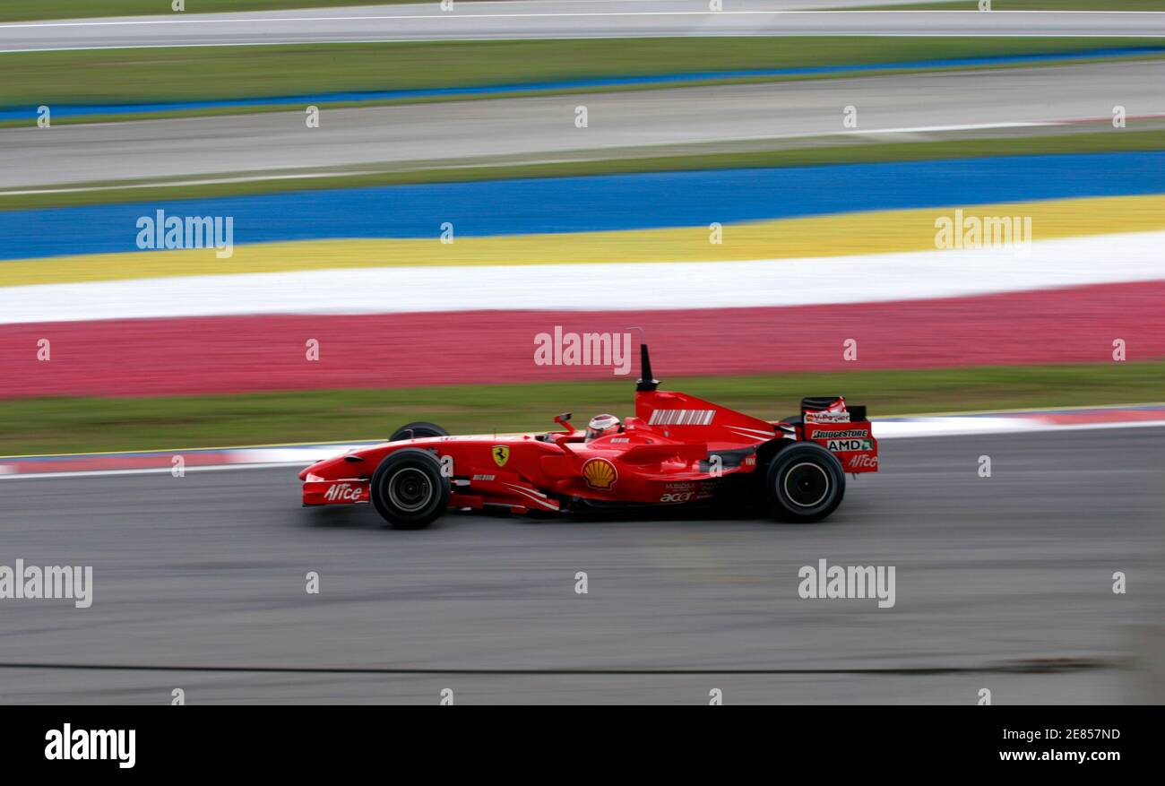 Kimi Raikkonen 2007 High Resolution Stock Photography and Images - Alamy