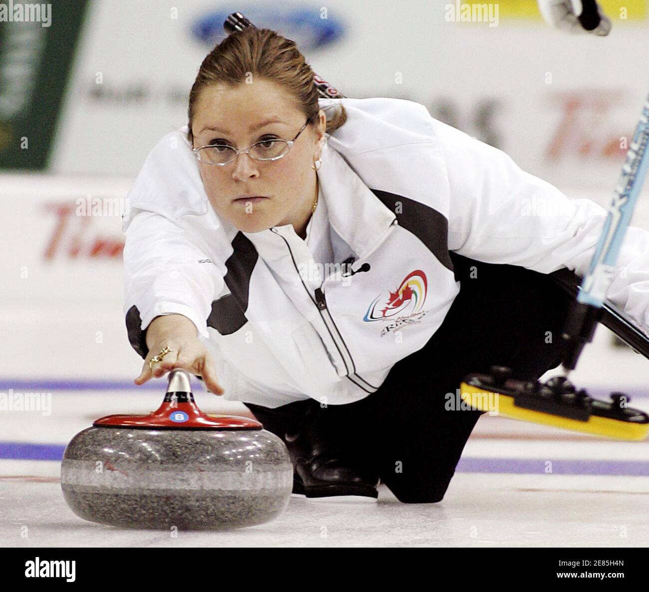 Olympic curling hi-res stock photography and images - Alamy