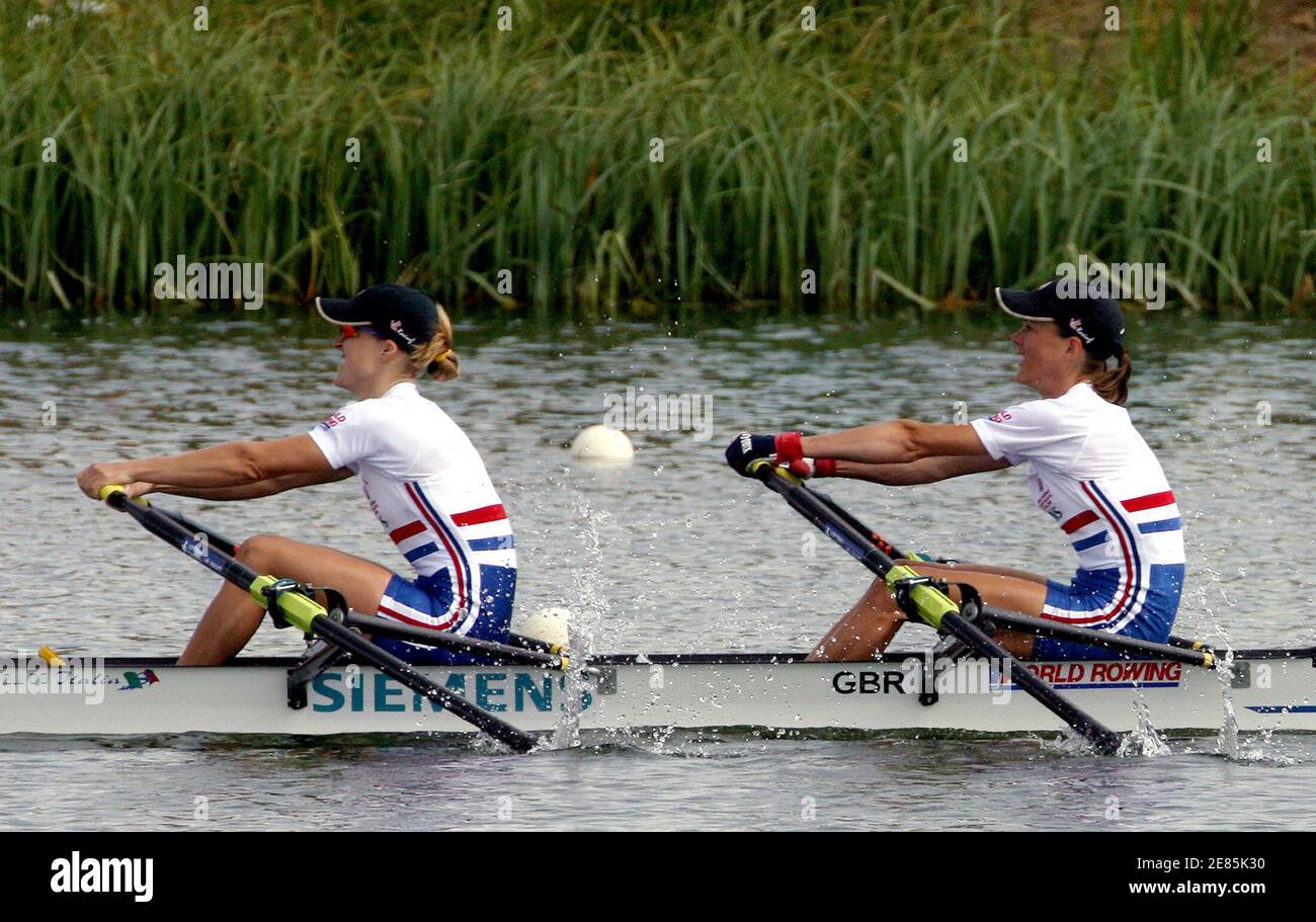 Eton hall hi-res stock photography and images - Alamy