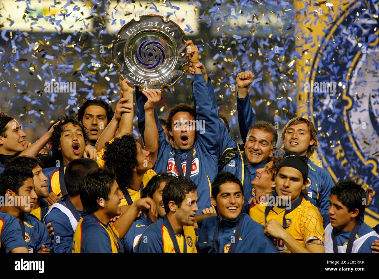 Club america cruz azul hi-res stock photography and images - Alamy