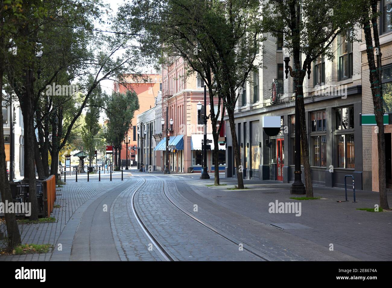 The Streets of Portland: SW Yamhill St in downtown Portland Stock Photo ...