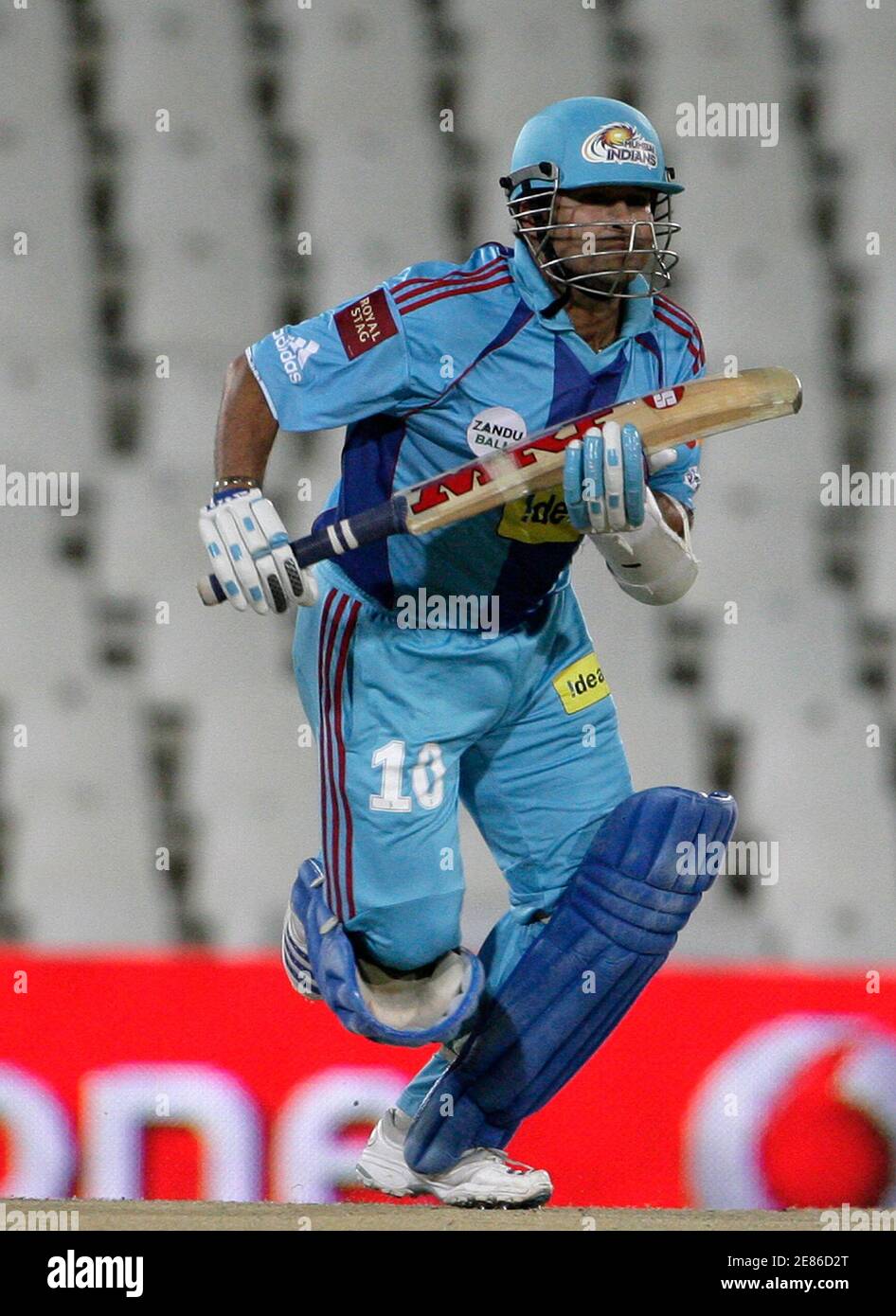 Ipl sachin tendulkar hi-res stock photography and images - Alamy