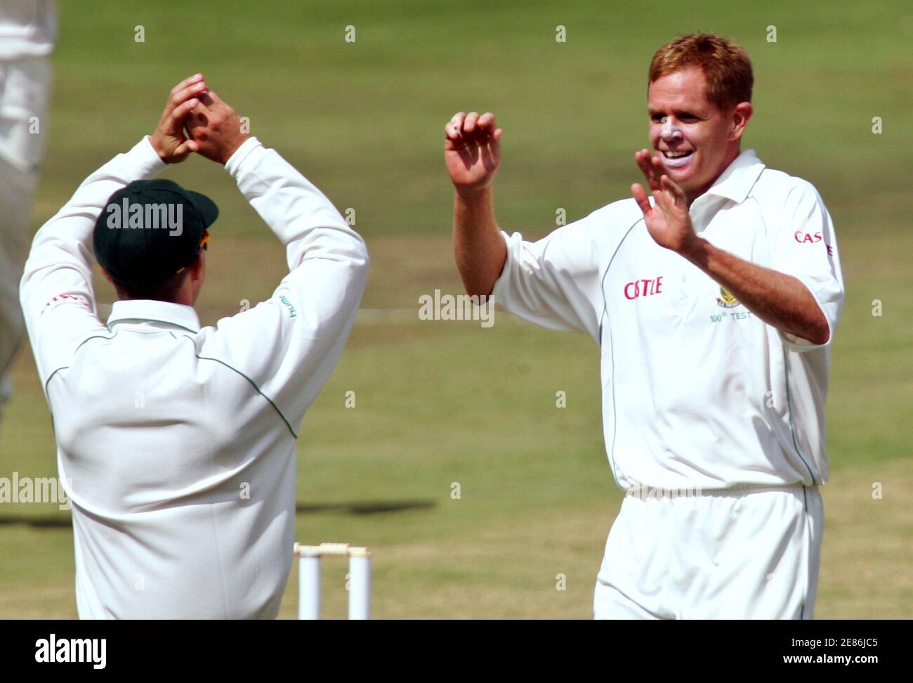 Peter pollock cricket hi-res stock photography and images - Alamy