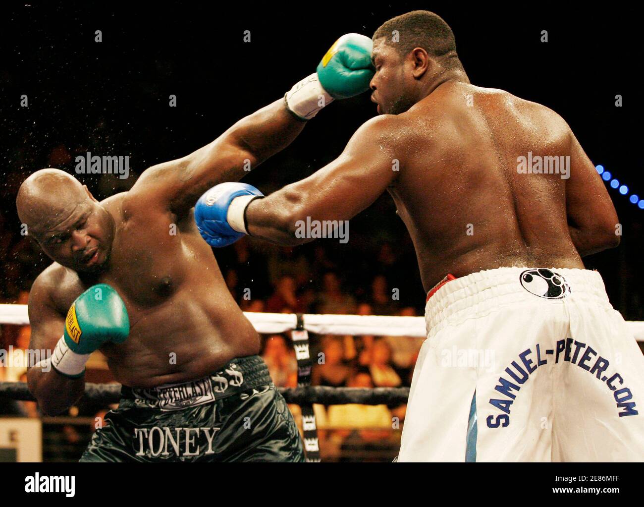 James toney boxing hi-res stock photography and images - Alamy