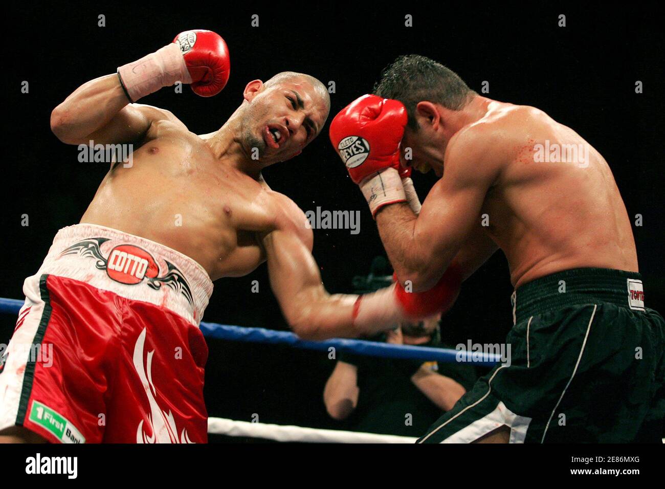Puerto rican boxing hi-res stock photography and images - Alamy