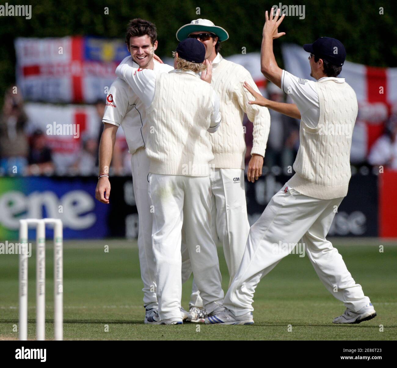 Mathew anderson hi-res stock photography and images - Alamy