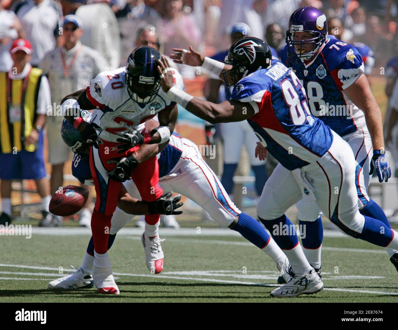 Ed reed interception hi-res stock photography and images - Alamy