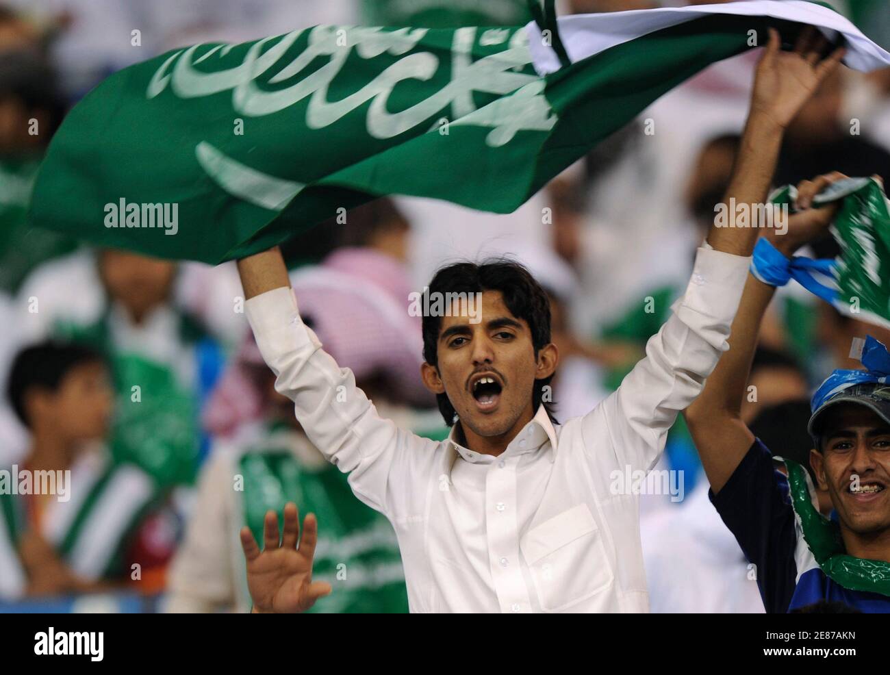 Saudi fans cheer national team hi-res stock photography and images - Alamy