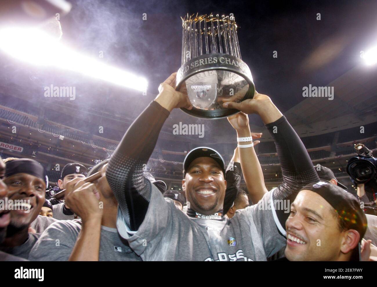 World series chicago white sox trophy hi-res stock photography and ...