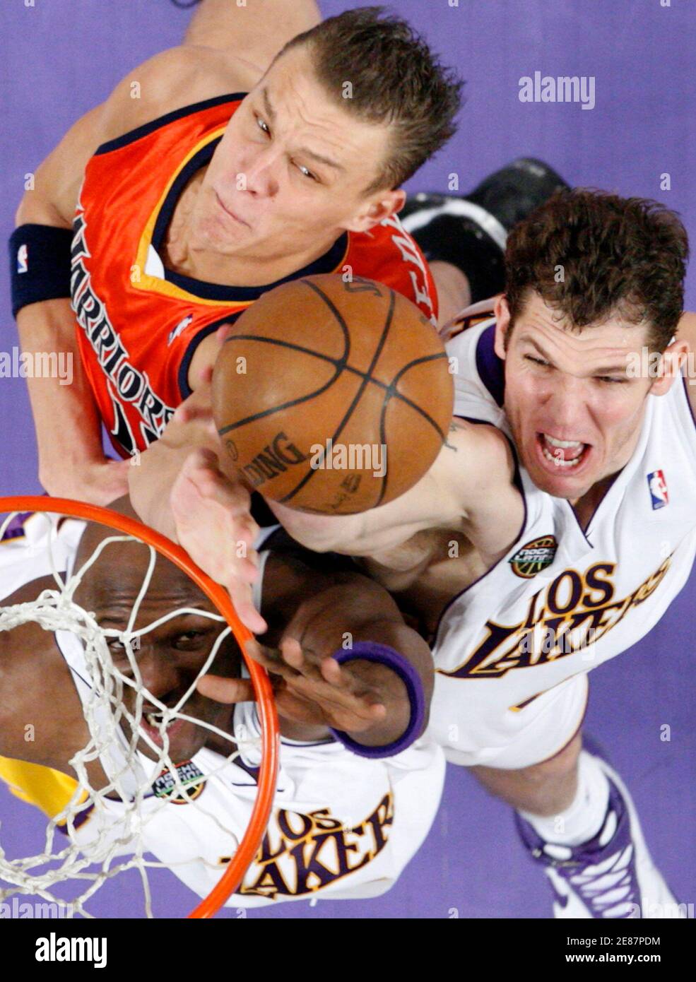 Basketball dunk top view hi-res stock photography and images - Alamy