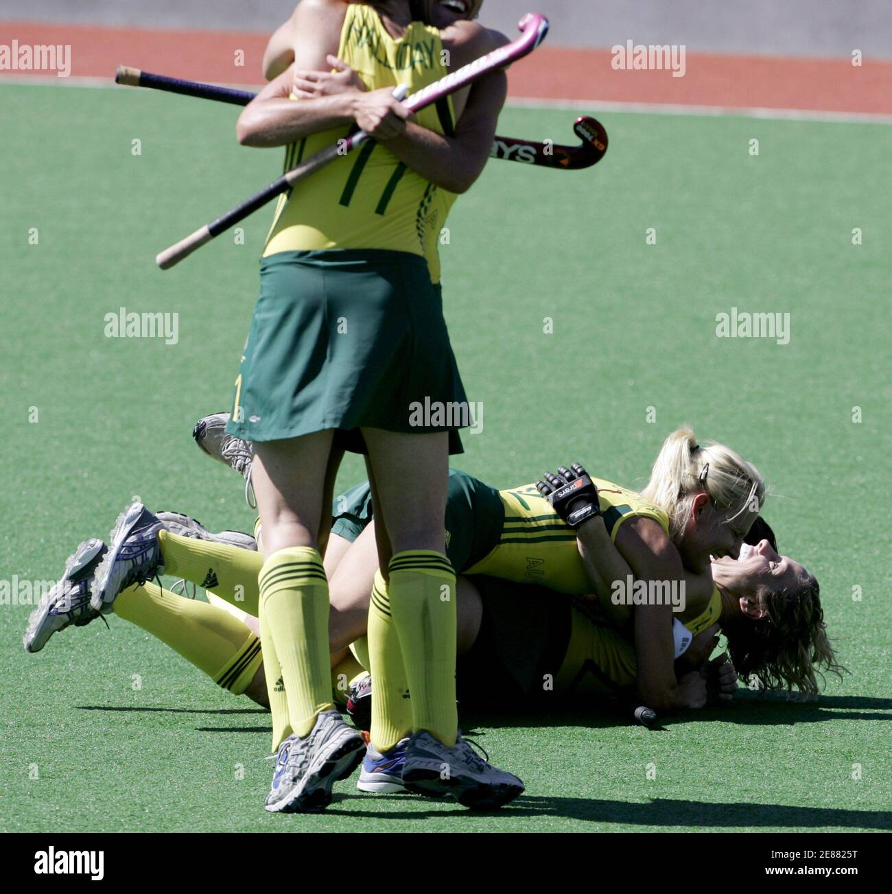 Andy halliday hockey hi-res stock photography and images - Alamy