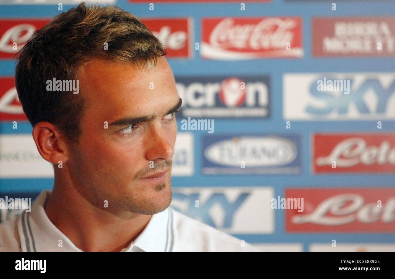 Soccer Player Change High Resolution Stock Photography and Images - Alamy