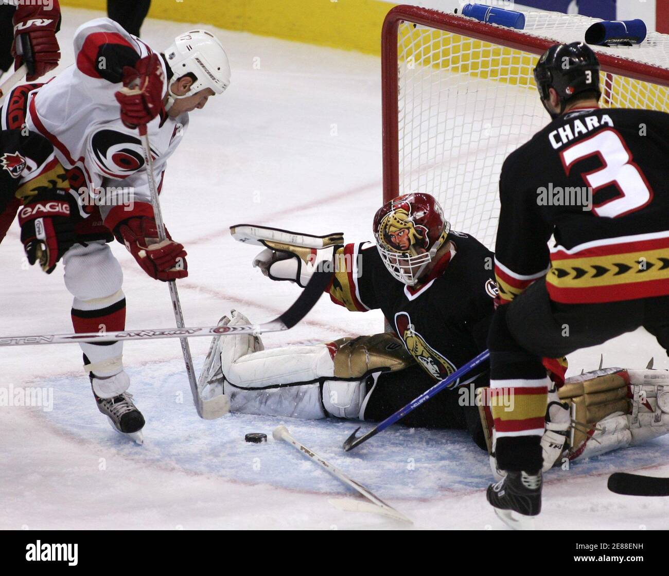 Ottawa senators 2005 hi-res stock photography and images - Alamy