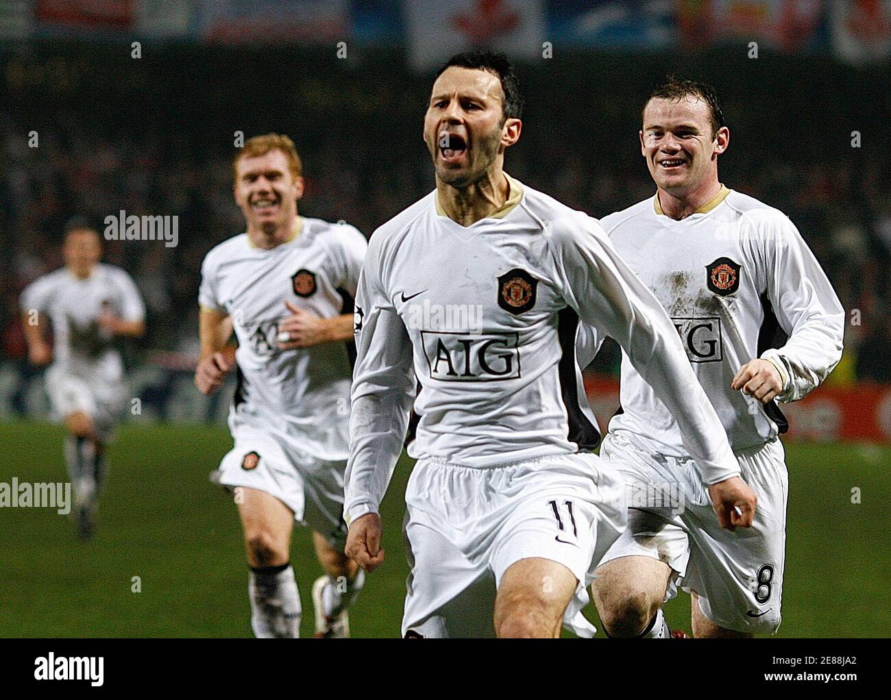 Ryan doherty hi-res stock photography and images - Alamy