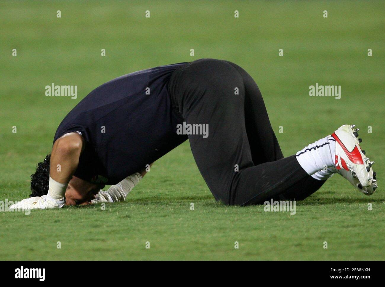 Egypt goalkeeper essam el hadary hi-res stock photography and images - Alamy