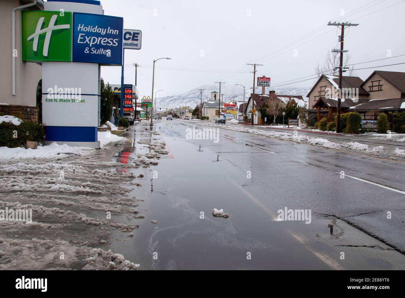 A January storm dropped a blanket of snow over the town of Bishop in ...