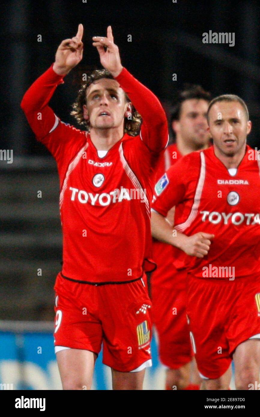 Steve savidan hi-res stock photography and images - Alamy