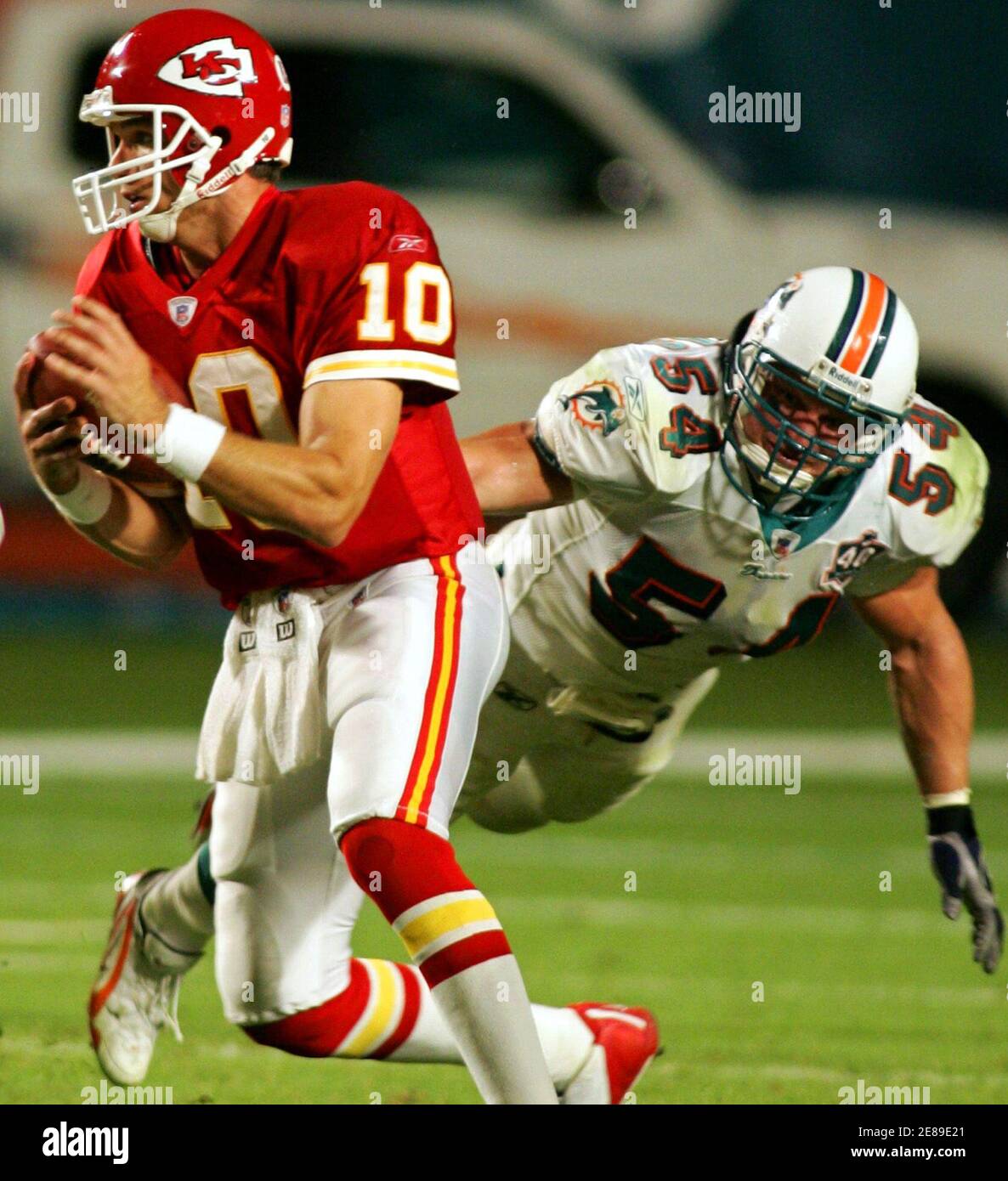 Quarterback trent green city chiefs hi-res stock photography and images ...