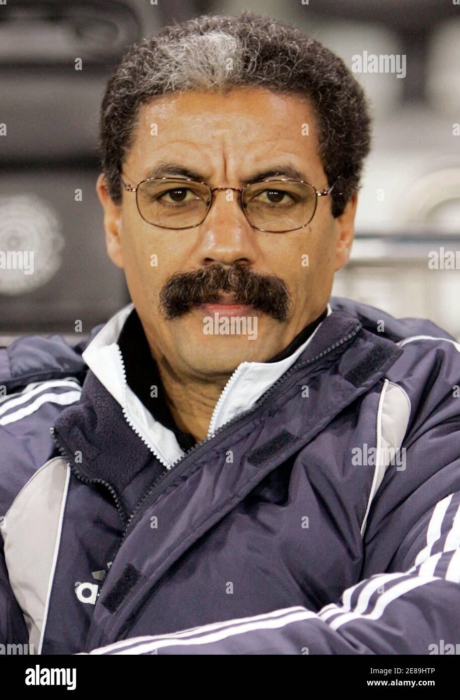 Morocco team qatar coach hi-res stock photography and images - Alamy