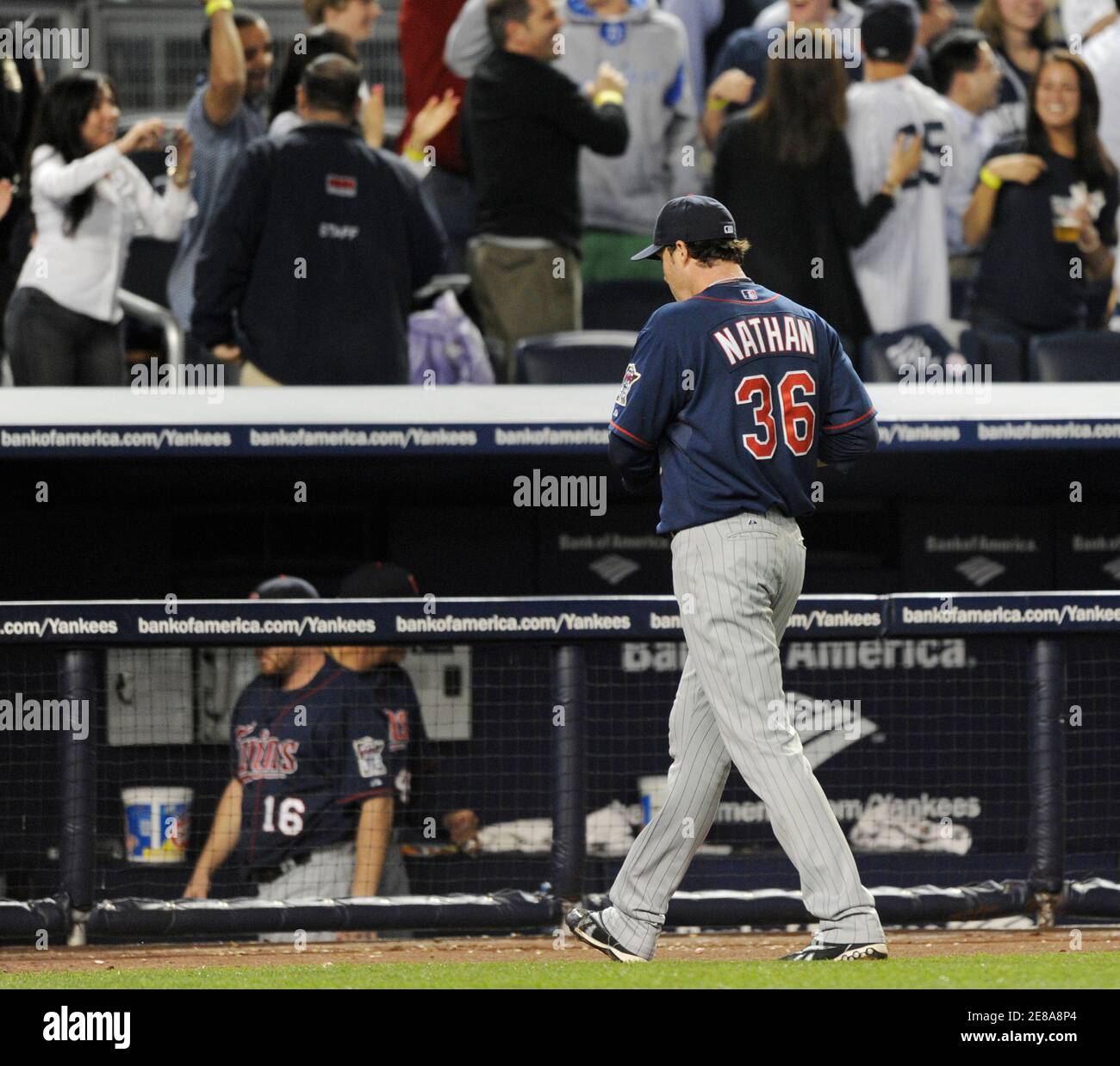 4 bases in stadium hi-res stock photography and images - Alamy