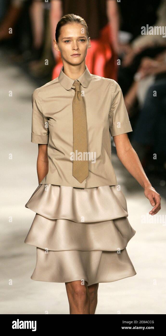 Phoebe philo chloe hi-res stock photography and images - Alamy