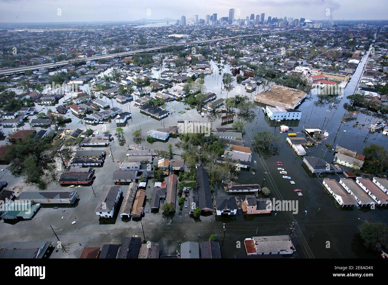 Aerial view flooding hurricane katrina hi-res stock photography and ...