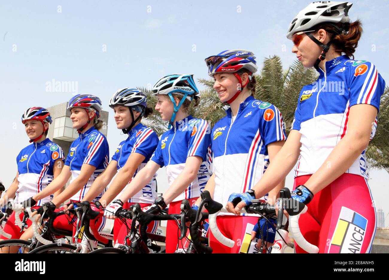 Qatar museum of islamic art tour hi-res stock photography and images ...