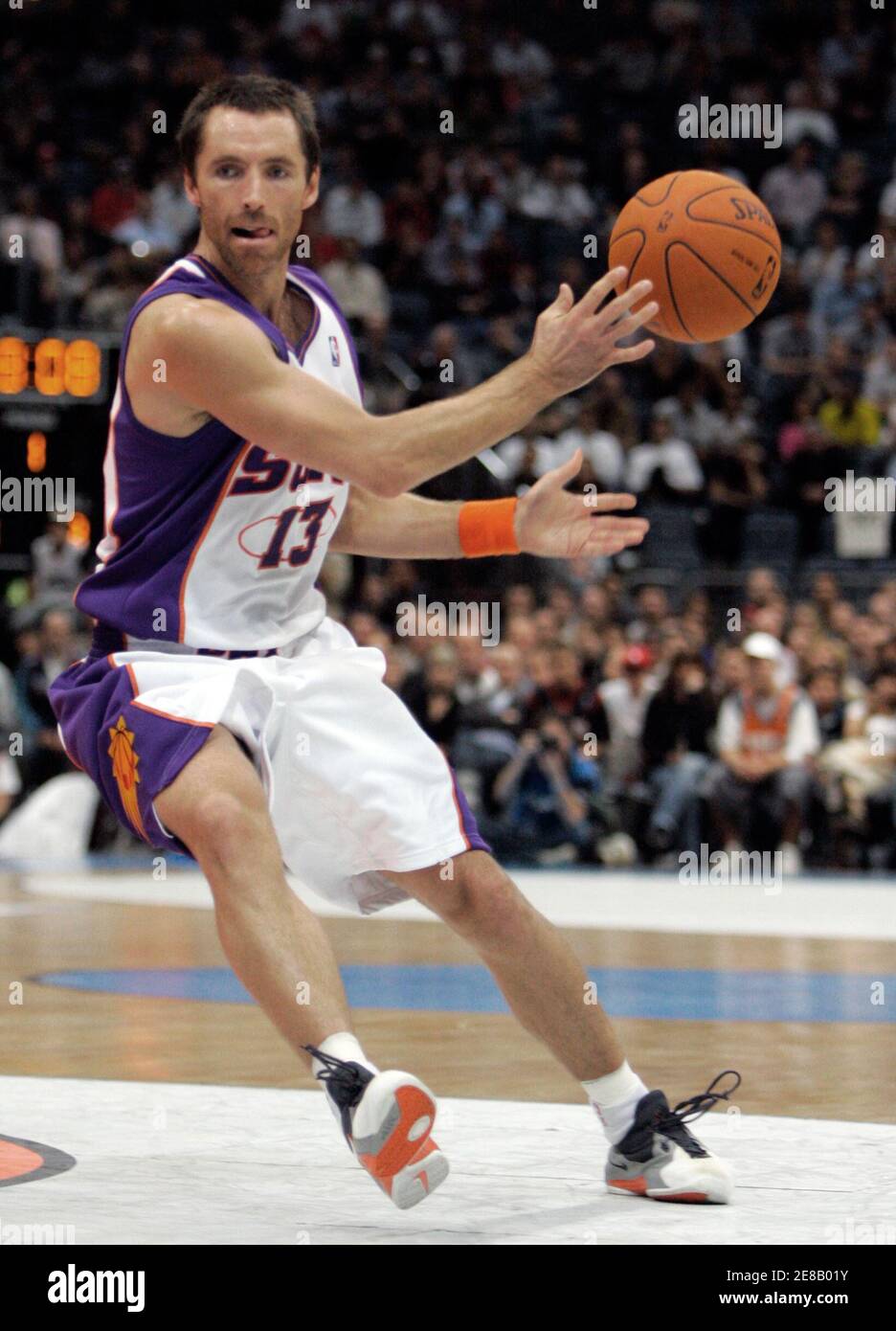 Steve Nash Suns Pass