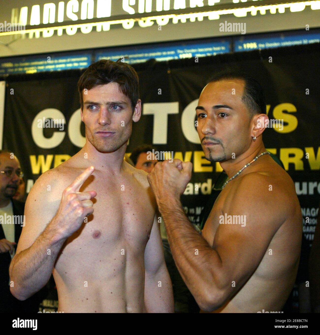 John duddy boxing hi-res stock photography and images - Alamy