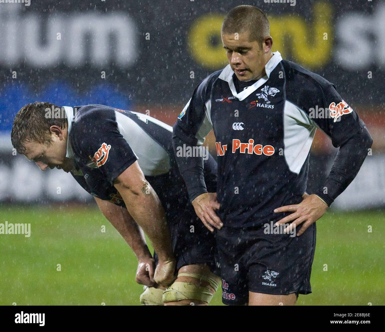 Skipper rugby hi-res stock photography and images - Alamy