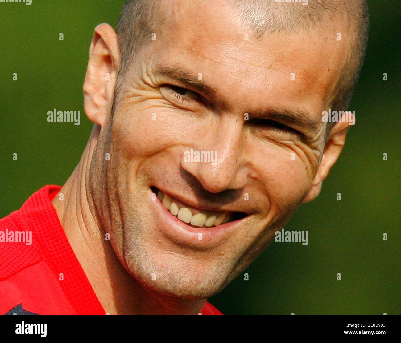 France zidane training hi-res stock photography and images - Alamy