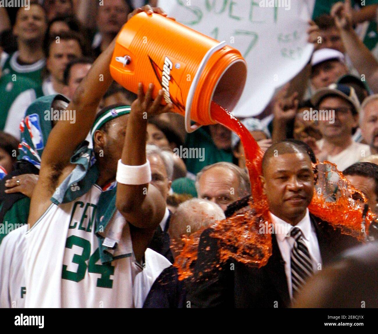 Gatorade splash hi-res stock photography and images - Alamy