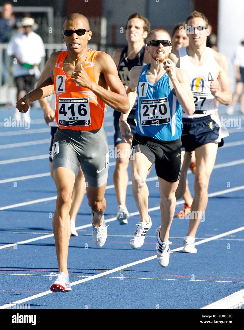 800 meter for men hi-res stock photography and images - Alamy