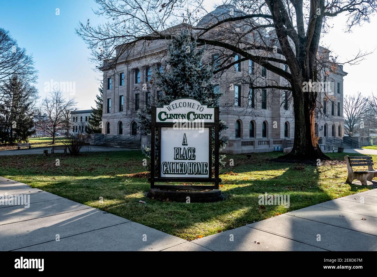Wilmington, Ohio/USA-January 5, 2019: Welcome to Clinton County sign ...