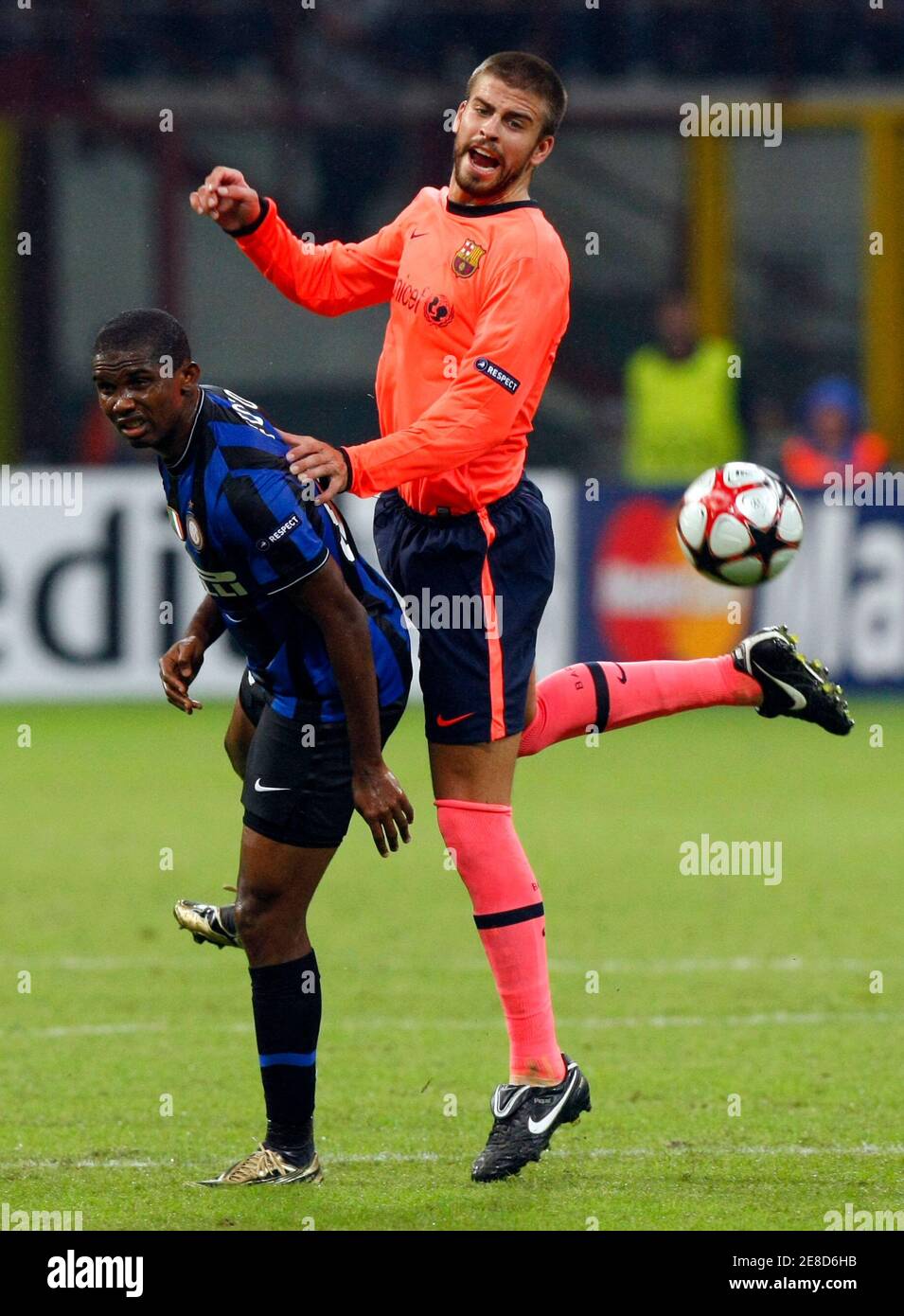 San siro gerard pique hi-res stock photography and images - Alamy