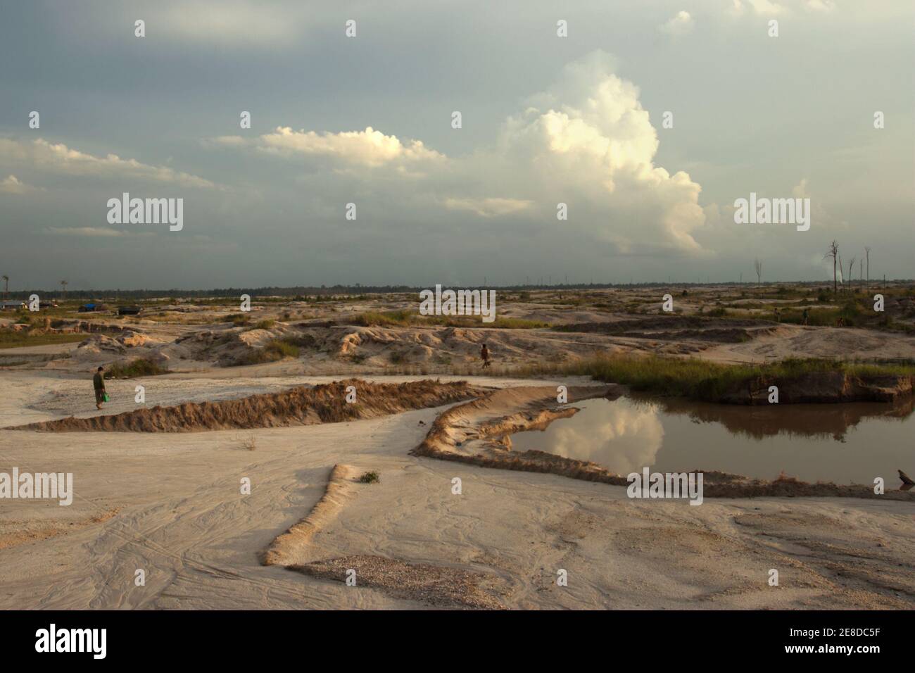 Katingan regency hi-res stock photography and images - Alamy