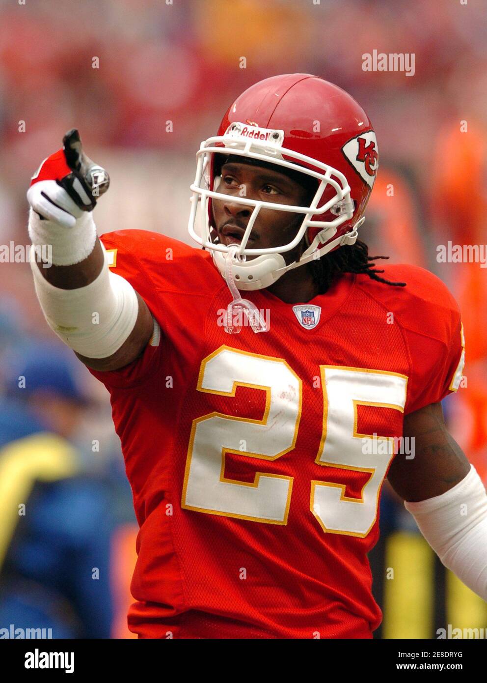 Tom brady nfl 2005 hi-res stock photography and images - Alamy