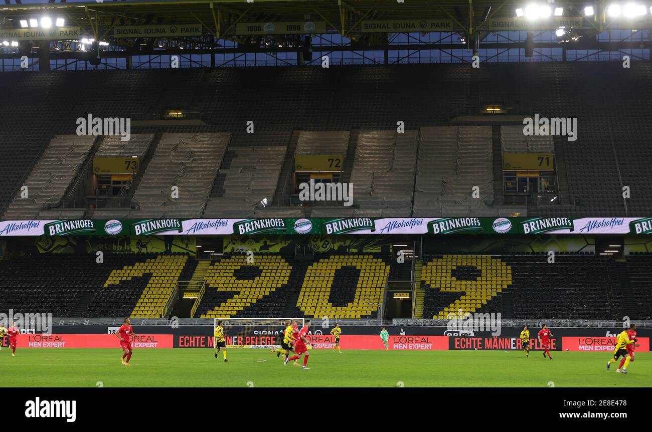 Stand of spectators hi-res stock photography and images - Alamy