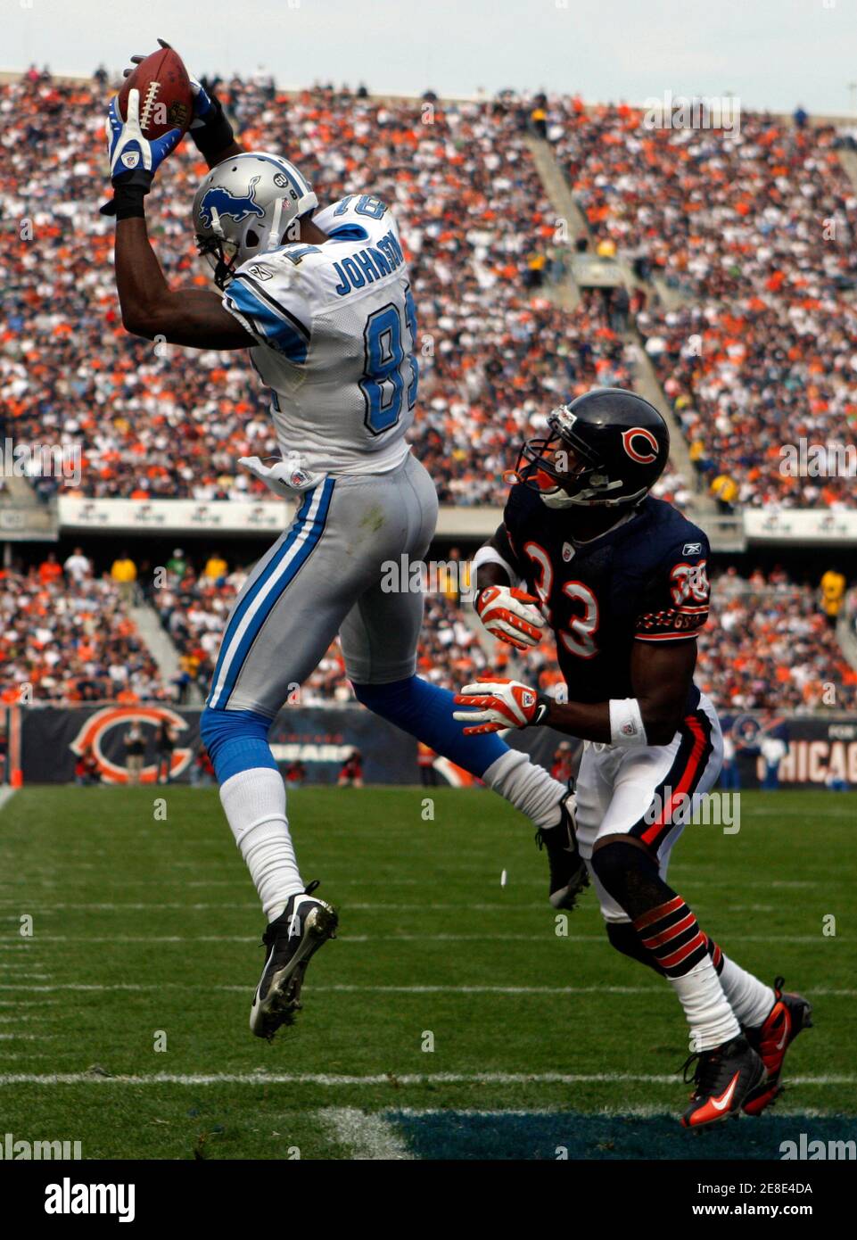 Charles johnson nfl hi-res stock photography and images - Alamy