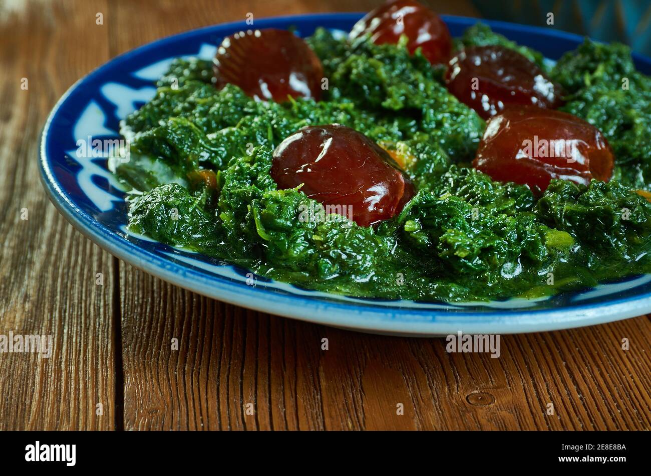 Khoresh alou esfenaj - traditional Iranian spinach and dried plum stew ...